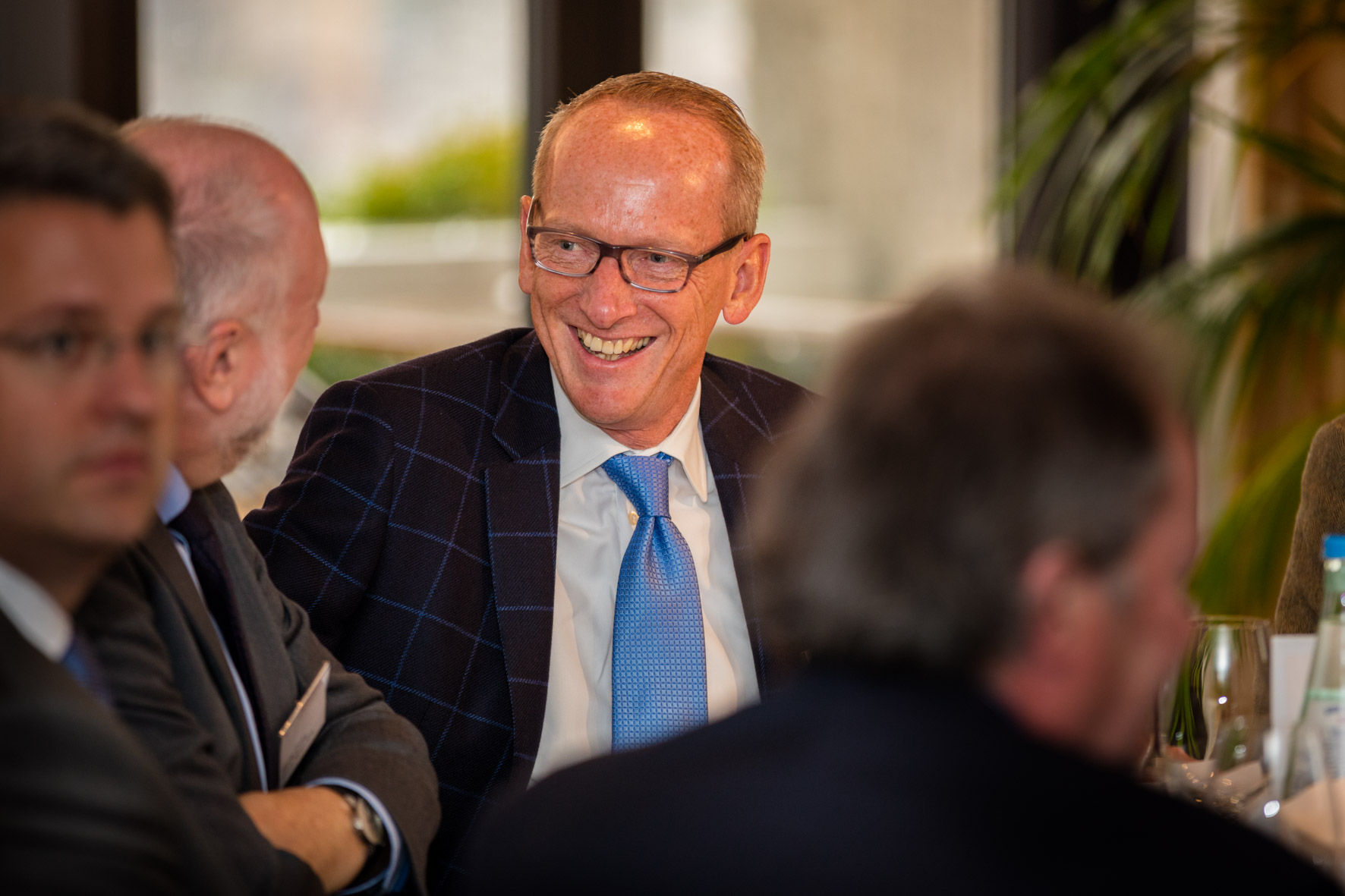 Wirtschaftsgespräche mit Dr. Karl-Thomas Neumann ...